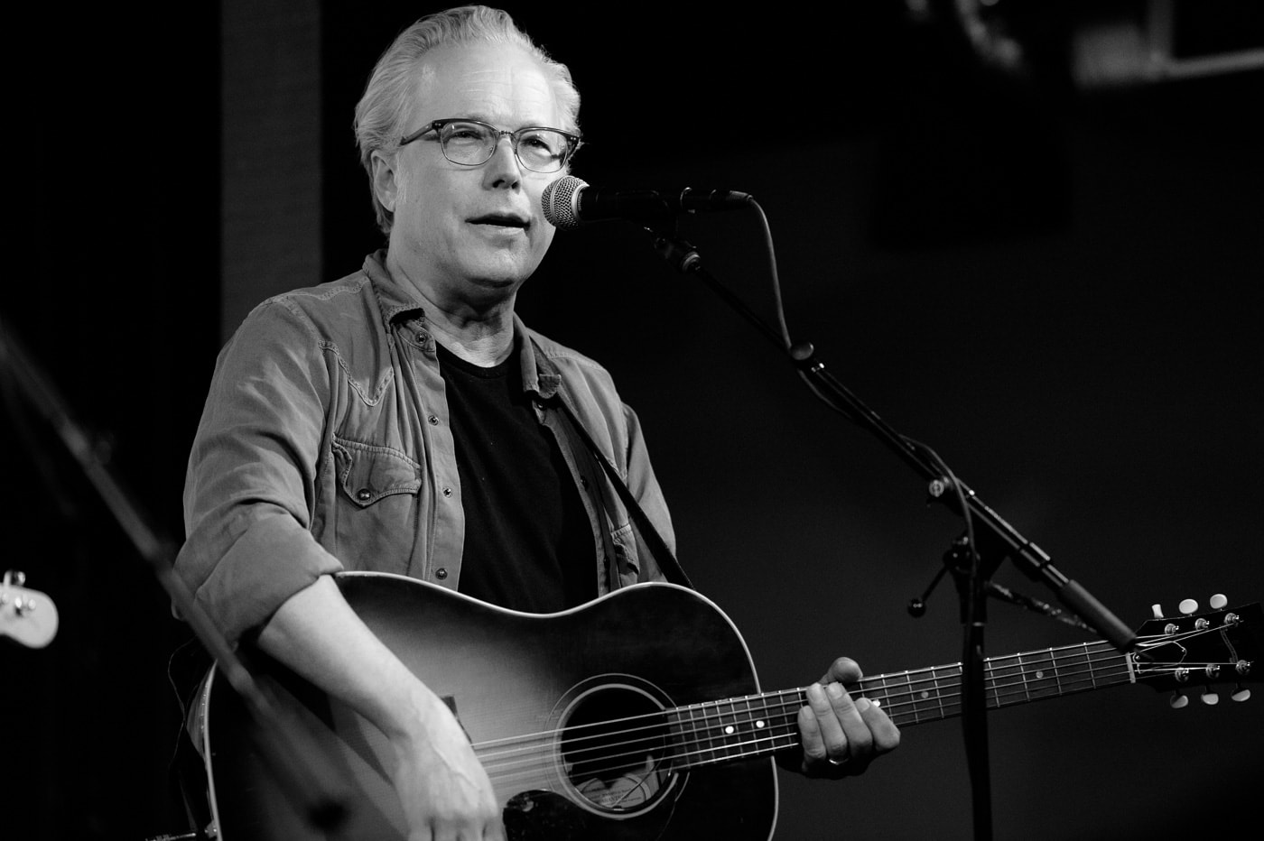 FanLife – Radney Foster | Blank Newspaper