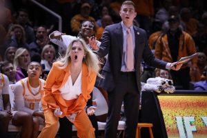 Tennessee Lady Vols Fall 67-84 To UConn Huskies | Blank Newspaper